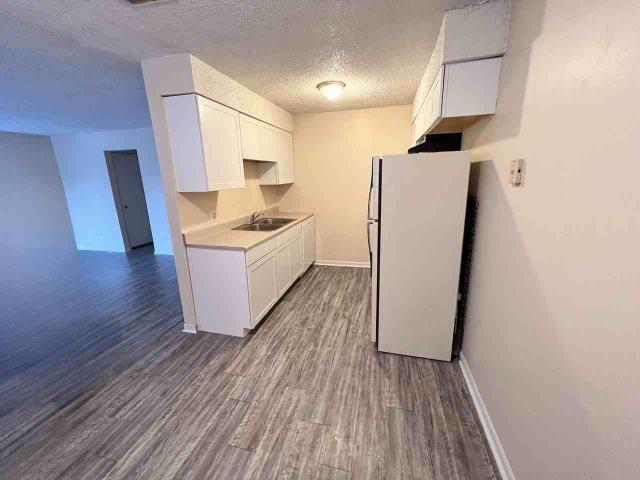 Greenwood Apartments 2 Bedroom Apartment for Rent at 2439 Green River Rd, Henderson, KY 42420