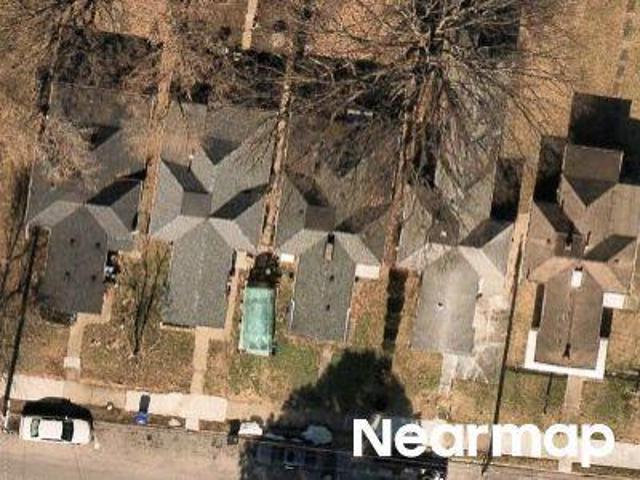 Greenwood Ave
