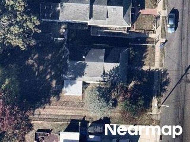 Greenwood Ave