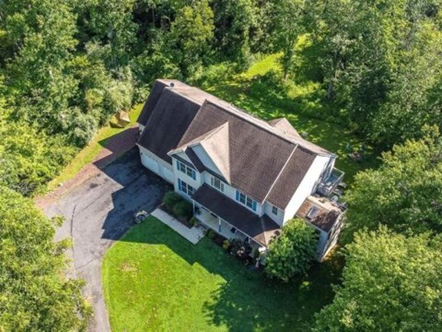 Greenwood Dr, Hellertown, Home For Sale