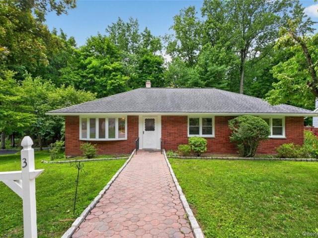 Greenwood Ln, White Plains, Home For Sale