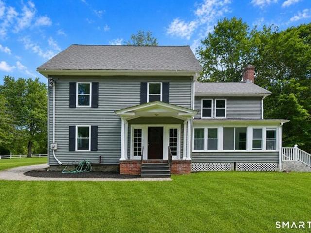 Greenwoods Rd E, Norfolk, Home For Sale