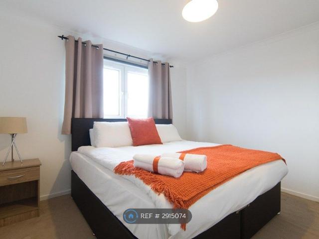 Greer Quadrant, Clydebank G81, 1 bed flat to rent, £695 pcm | PrimeLocation