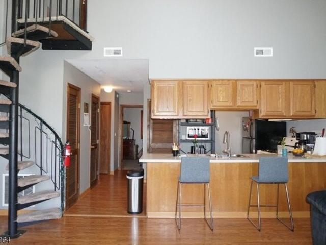 Greg Norman Ct Unit,vernon, Condo For Sale