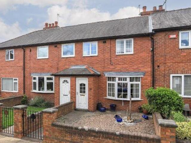 Gregory Road, Castleford, 3 Bedroom Town