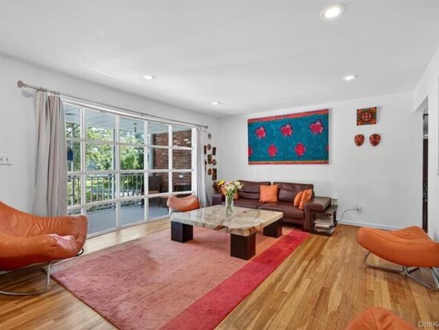 Gregory St, New City, Home For Sale