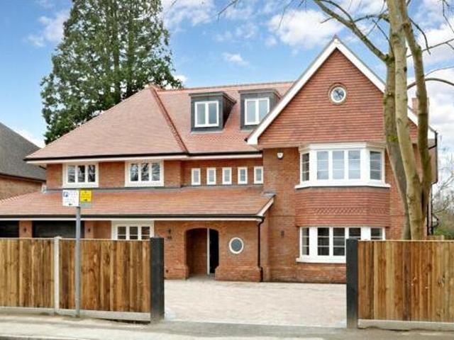 Gregories Road, Beaconsfield, 6 Bedroom Detached