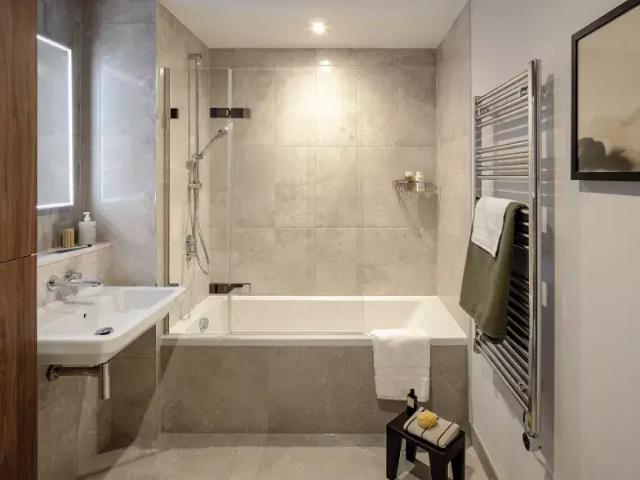 Grenan Square, Greenford UB6 2 bed block of apartments to rent £2,370 pcm £547 pw