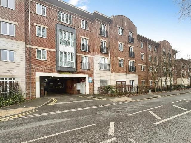 Grenfell Road, Maidenhead SL6 2 bed apartment to rent £1,680 pcm £388 pw