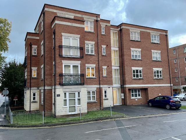 Grenfell Road, Maidenhead SL6, 2 bed flat to rent, £1,500 pcm | PrimeLocation
