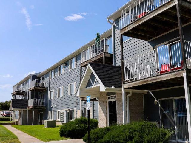 Grenoble Apartments LLC 1 Bedroom Apartment for Rent at 1106 Grenoble Dr, Bellevue, NE 68123