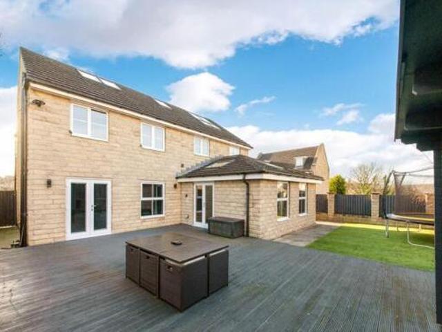 Grenoside View, Kirkburton, 5 Bedroom Detached