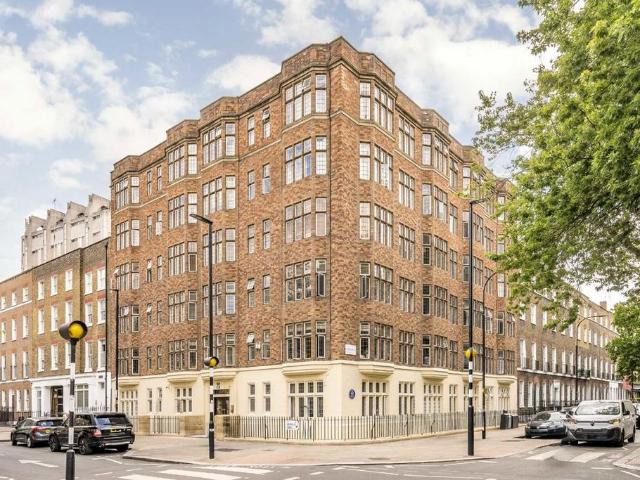 Grenville Street, London WC1N 2 bed flat to rent £3,100 pcm £715 pw
