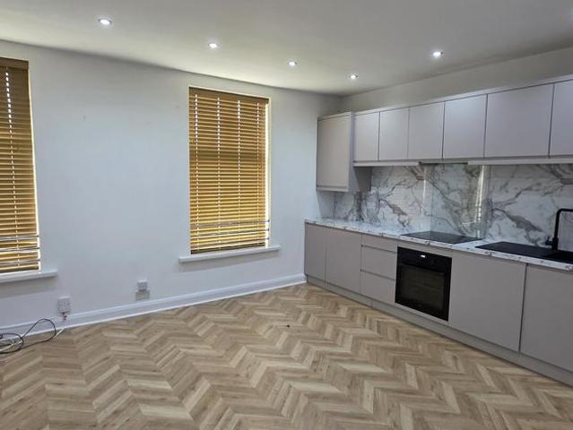 Grenville Street, Stockport, SK3 2 bed flat to rent £1,150 pcm £265 pw