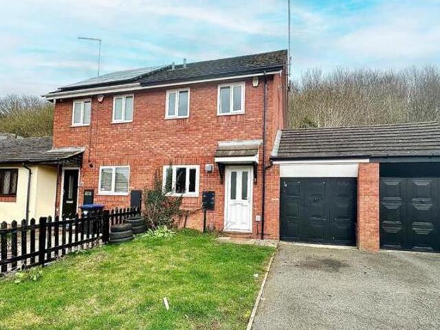 Gresham Drive, West Hunsbury, 2 Bedroom Semi detached
