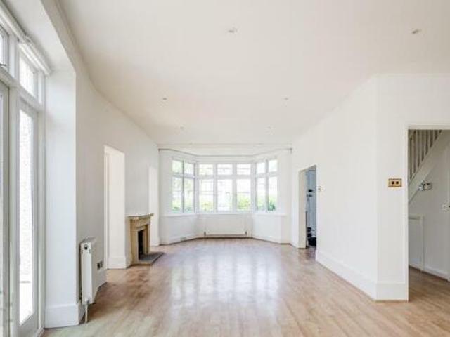 Gresham Gardens, Golders Green, 4 Bedroom Terraced