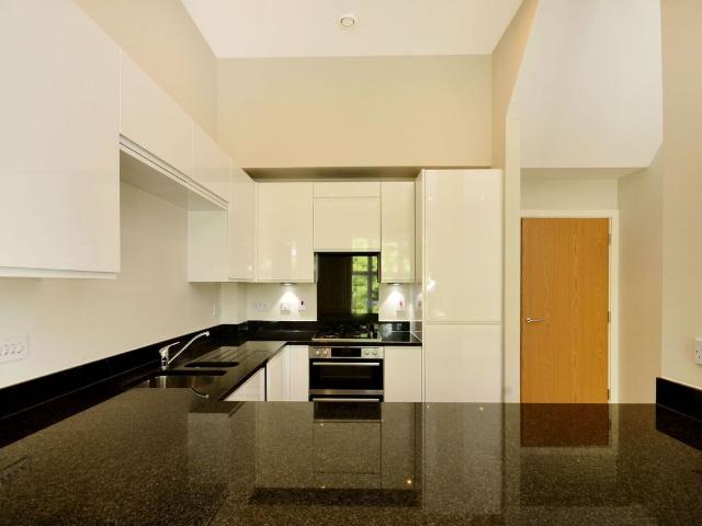 Gresham Park Road, Old Woking, Woking GU22, 2 bed flat to rent, £2,200 pcm | PrimeLocation