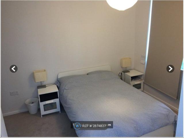 Gresham Place, London E3, 2 bed flat to rent, £2,650 pcm | PrimeLocation