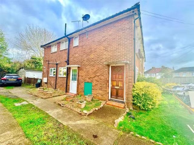 Gresham Road, Hounslow, TW3 4BS