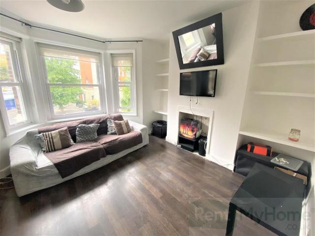 Gresham Road, London SW9, 2 bed flat to rent, £2,100 pcm | PrimeLocation