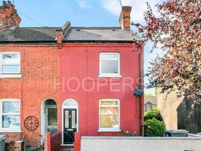 Gresham Road, London, 3 Bedroom End