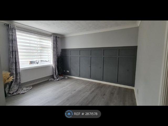 Gresley Close, Wigan WN1, 2 bed semi detached house to rent, £950 pcm | PrimeLocation