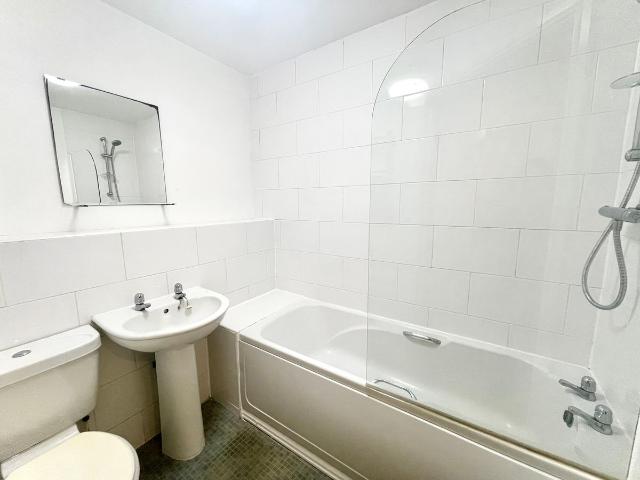 Gressingham Grove, Coventry CV6, 1 bed flat to rent, £950 pcm | PrimeLocation