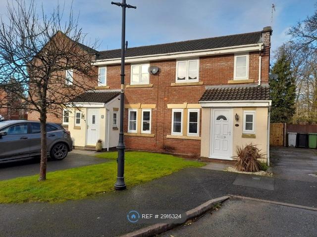 Gritstone Drive, Macclesfield SK10, 3 bed semi detached house to rent, £1,200 pcm | PrimeLocation