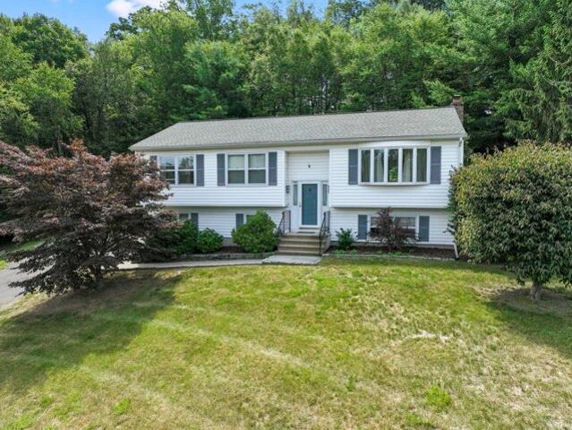 Grickis Ln, Naugatuck, Home For Sale