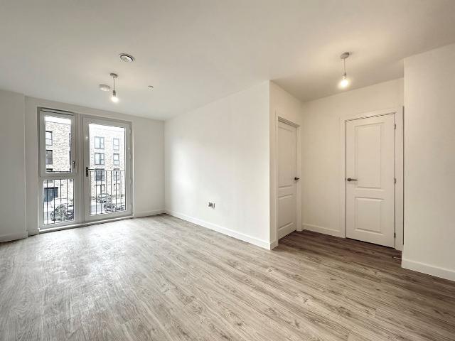 Griffiths Close, Birmingham B12, 1 bed flat to rent, £975 pcm | PrimeLocation