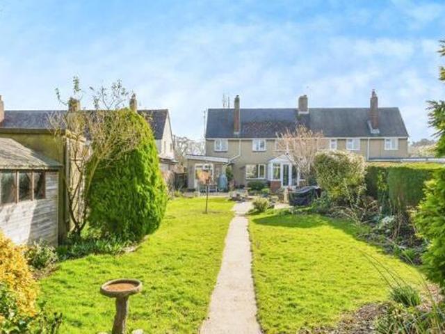 Griffiths Close, Northmoor, 3 Bedroom Semi detached