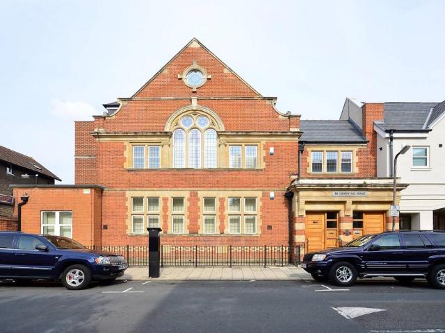 Griffiths Road, Wimbledon, London, SW19 2 bed flat to rent £2,750 pcm £635 pw