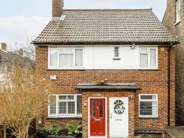 Griffiths Road, London, SW19 1FT, United Kingdom | 2 bed apartment for rent #137933350 | Rentberry