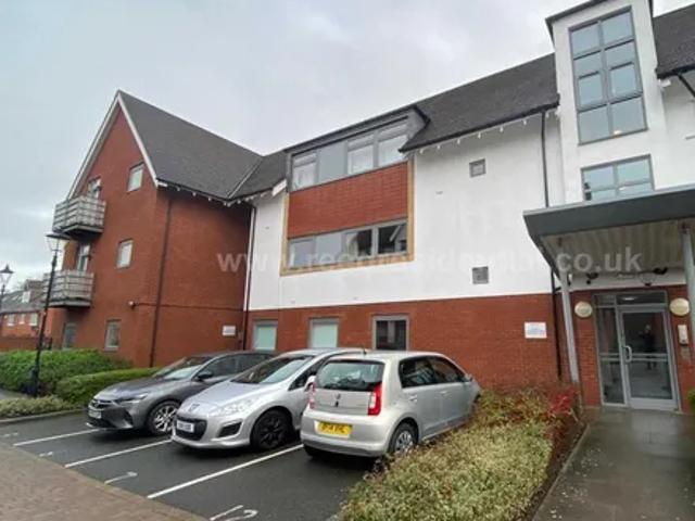 Griffin Close, Birmingham, B31 2FJ, United Kingdom | 2 bed apartment for rent #139475942 | Rentberry