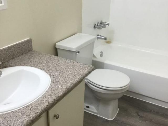 Griffin Court 2 Bedroom Apartment for Rent at 15301 Se Division St, Portland, OR 97236 Centennial
