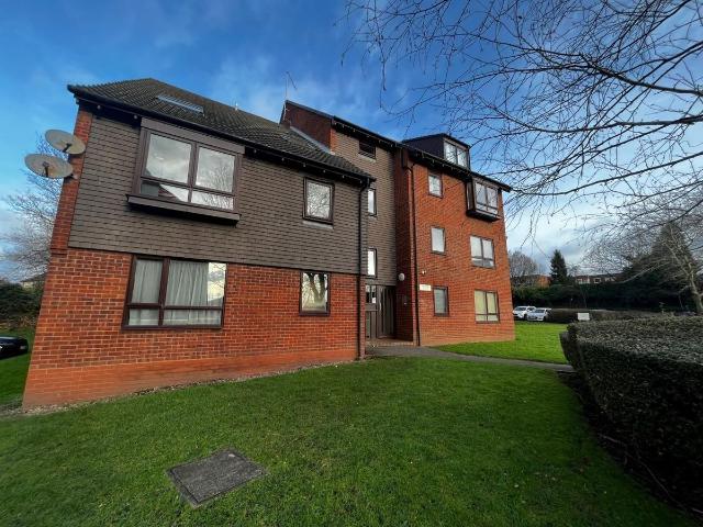 Griffin Gardens, Harborne, Birmingham B17, 2 bed flat to rent, £1,150 pcm | PrimeLocation