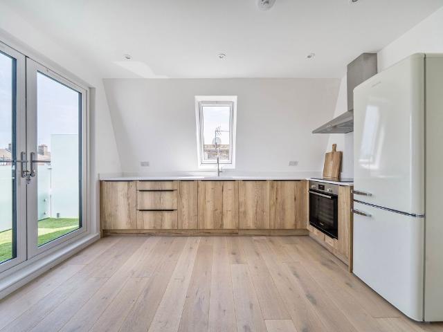 Griggs Place, Marks Court SE1, 1 bed property to rent, £2,200 pcm | PrimeLocation