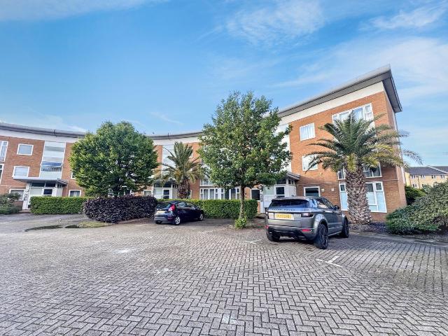 Grimsby Grove, North Woolwich E16, 1 bed flat to rent, £1,475 pcm | PrimeLocation