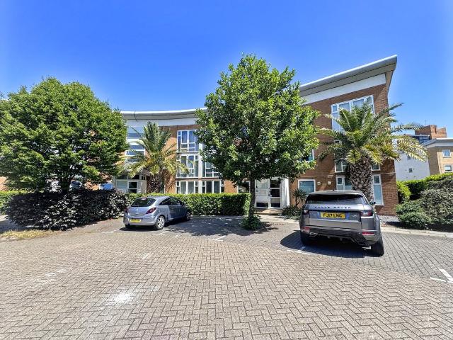 Grimsby Grove, North Woolwich E16, 1 bed flat to rent, £1,475 pcm | PrimeLocation