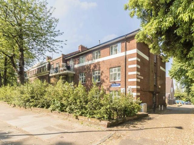 Grimshaw Close, London N6 2 bed flat to rent £2,100 pcm £485 pw