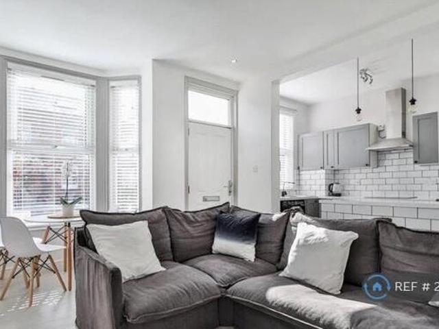 Grimthorpe Place, Leeds, 5 Bedroom Terraced
