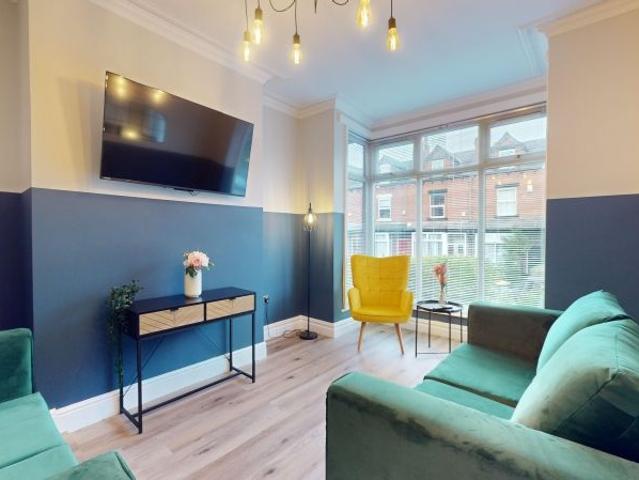 Grimthorpe Terrace, Headingley, Leeds LS6, 6 bed terraced house to rent, £732 pppm | PrimeLocation