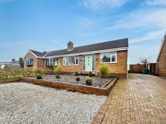Grundale, Kirk Ella, 2 Bedroom Semi detached