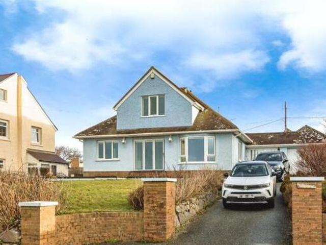 Gwbert, Cardigan, 4 Bedroom Bungalow