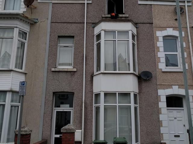 Gwydr Crescent, Uplands, Swansea 6 bed house to rent £2,550 pcm £588 pw