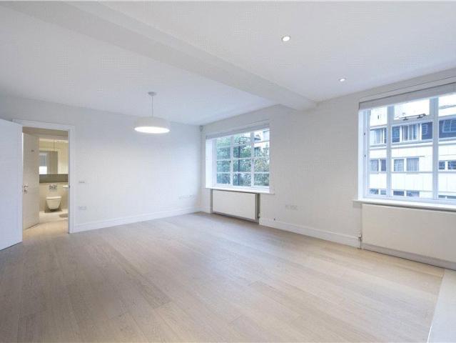 Gwynne House, 94 Lower Sloane Street. 1 bed apartment to rent £3,142 pcm £725 pw
