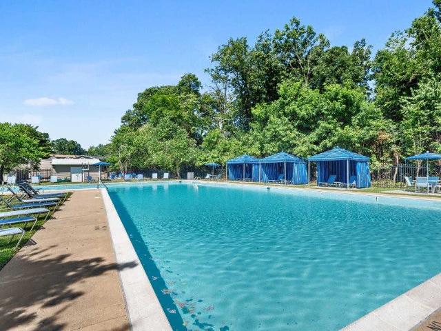 Gwynn Oaks Landing Apartments and Townhomes 2 Bedroom Apartment for Rent at 3101 Windsor Blvd, Lochearn, MD 21207 Lochearn
