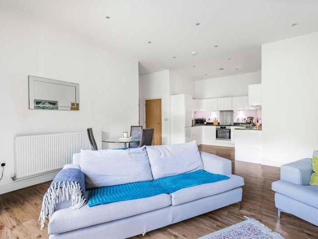 Gwynne Road, London, SW11