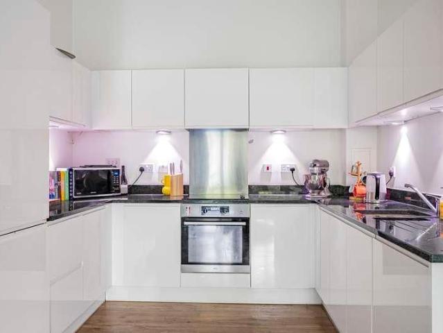 Gwynne Road, London, SW11