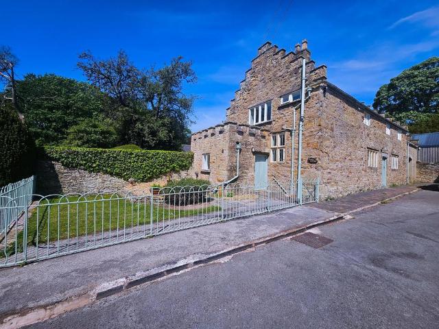 Gwysaney, Rhosesmor, MOLD 3 bed cottage to rent £2,400 pcm £554 pw